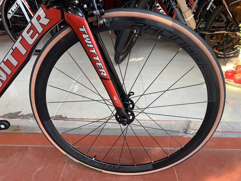 Xe đạp đua Twitter Sniper Pro - RS22