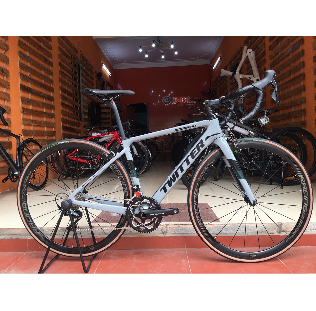 TWITTER STEALTH PRO bản Shimano 105 R7000 thực sự xuất sắc